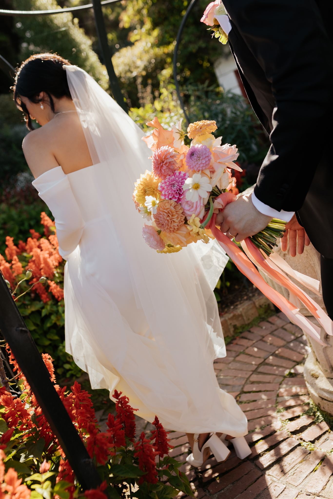 Hannah Bird Photo - Slay My Day